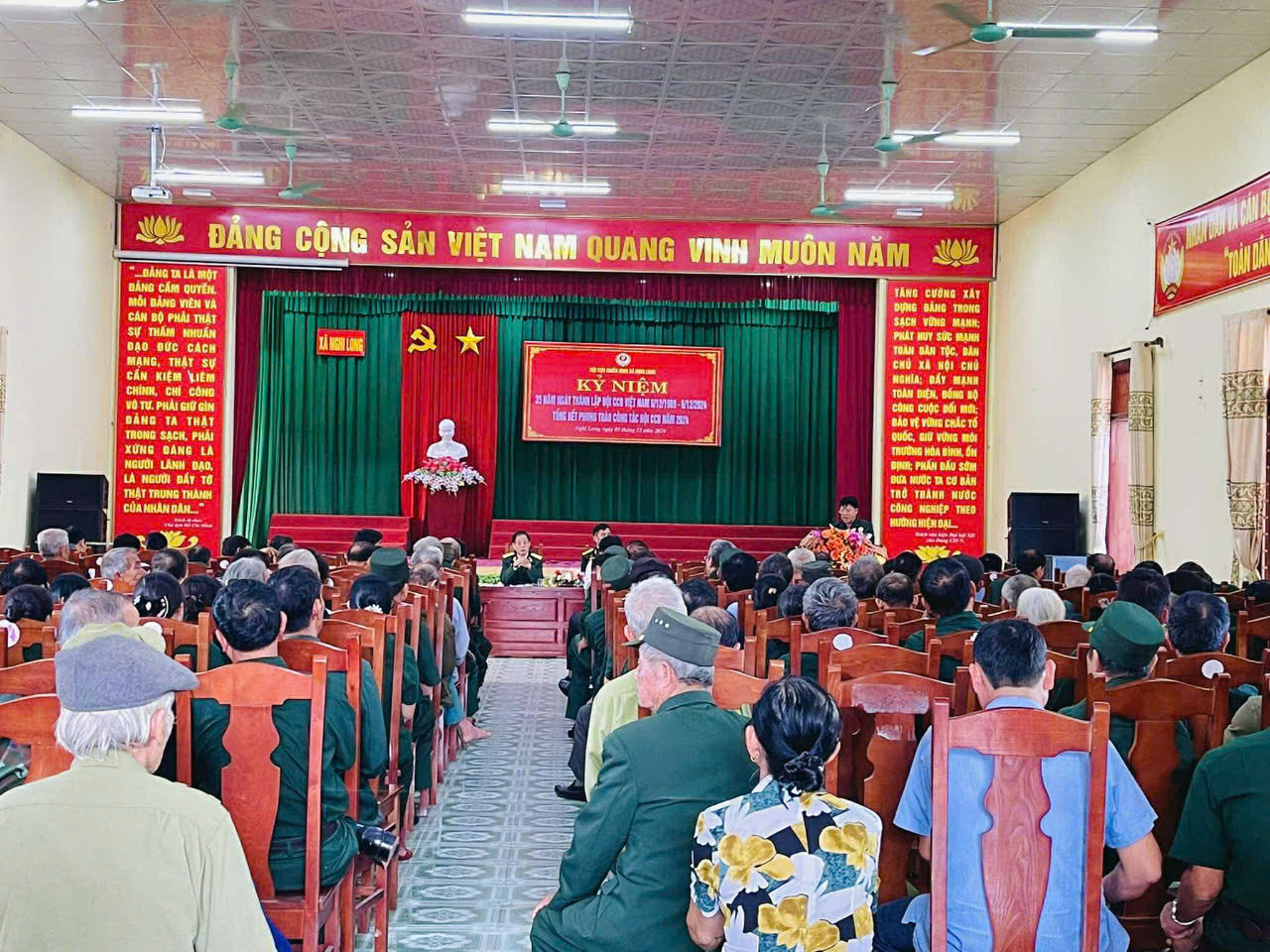 NGHI LONG: KỶ NIỆM 35 NĂM NGÀY THÀNH LẬP HỘI CCB VIỆT NAM VÀ TỔNG KẾT ...